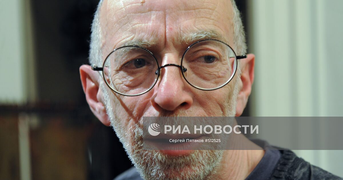 Поэт Лев Рубинштейн | РИА Новости Медиабанк