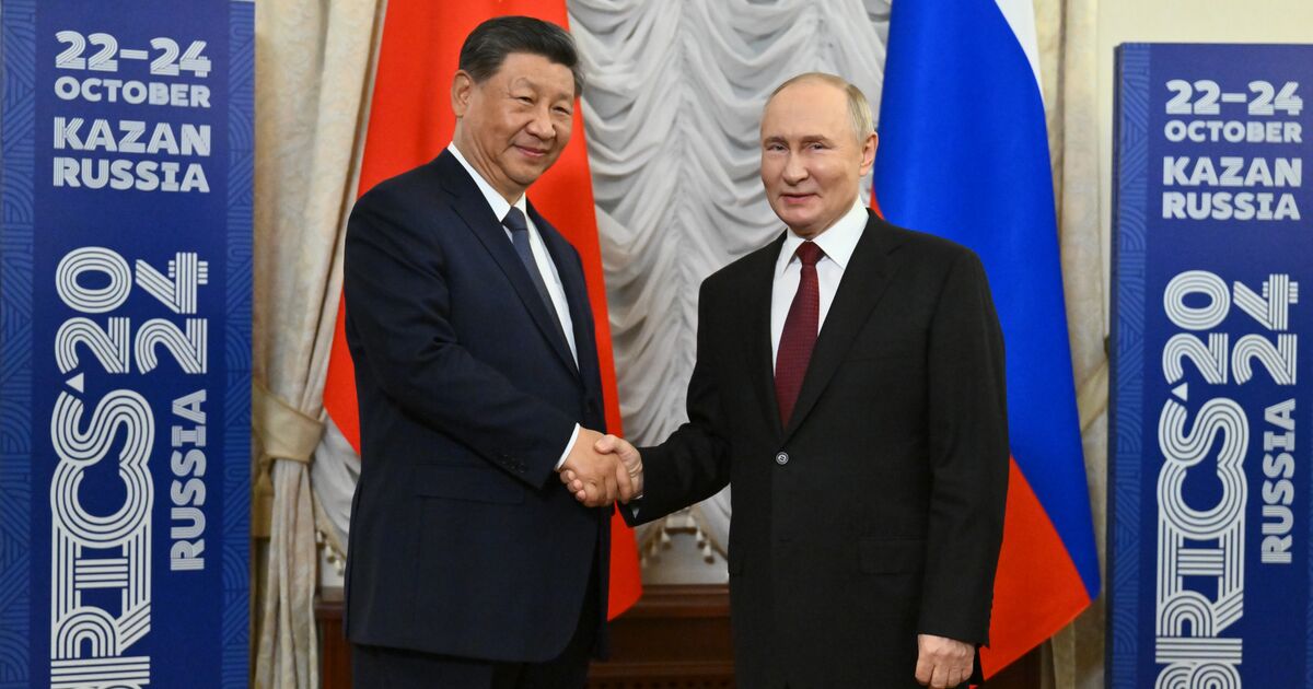 Xvi саммит БРИКС Встреча президента Владимира Путина и председателя КНР Си Цзиньпина Фотобанк