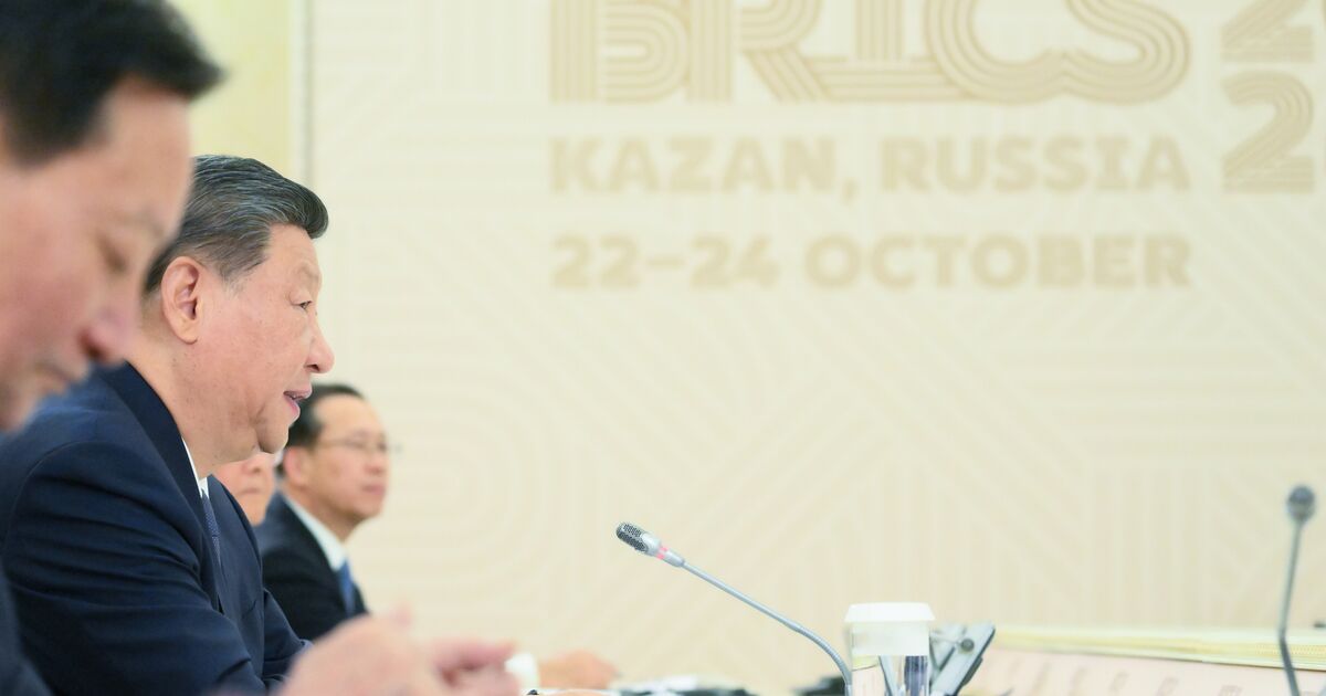 Xvi саммит БРИКС Встреча президента Владимира Путина и председателя КНР Си Цзиньпина Фотобанк