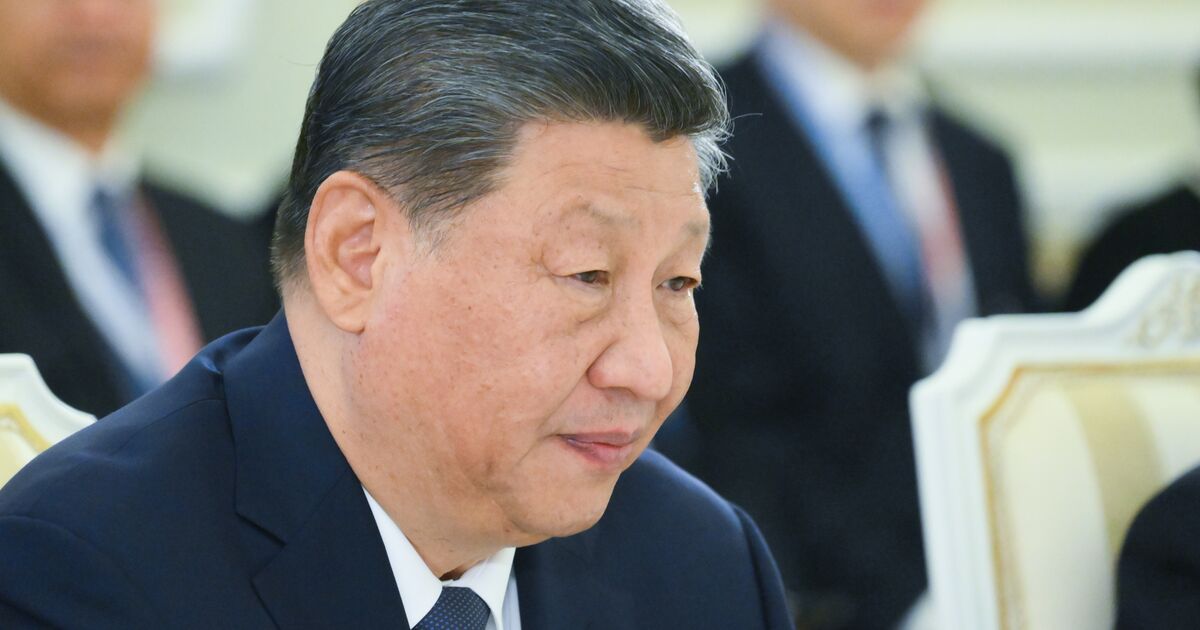 Xvi саммит БРИКС Встреча президента Владимира Путина и председателя КНР Си Цзиньпина Фотобанк