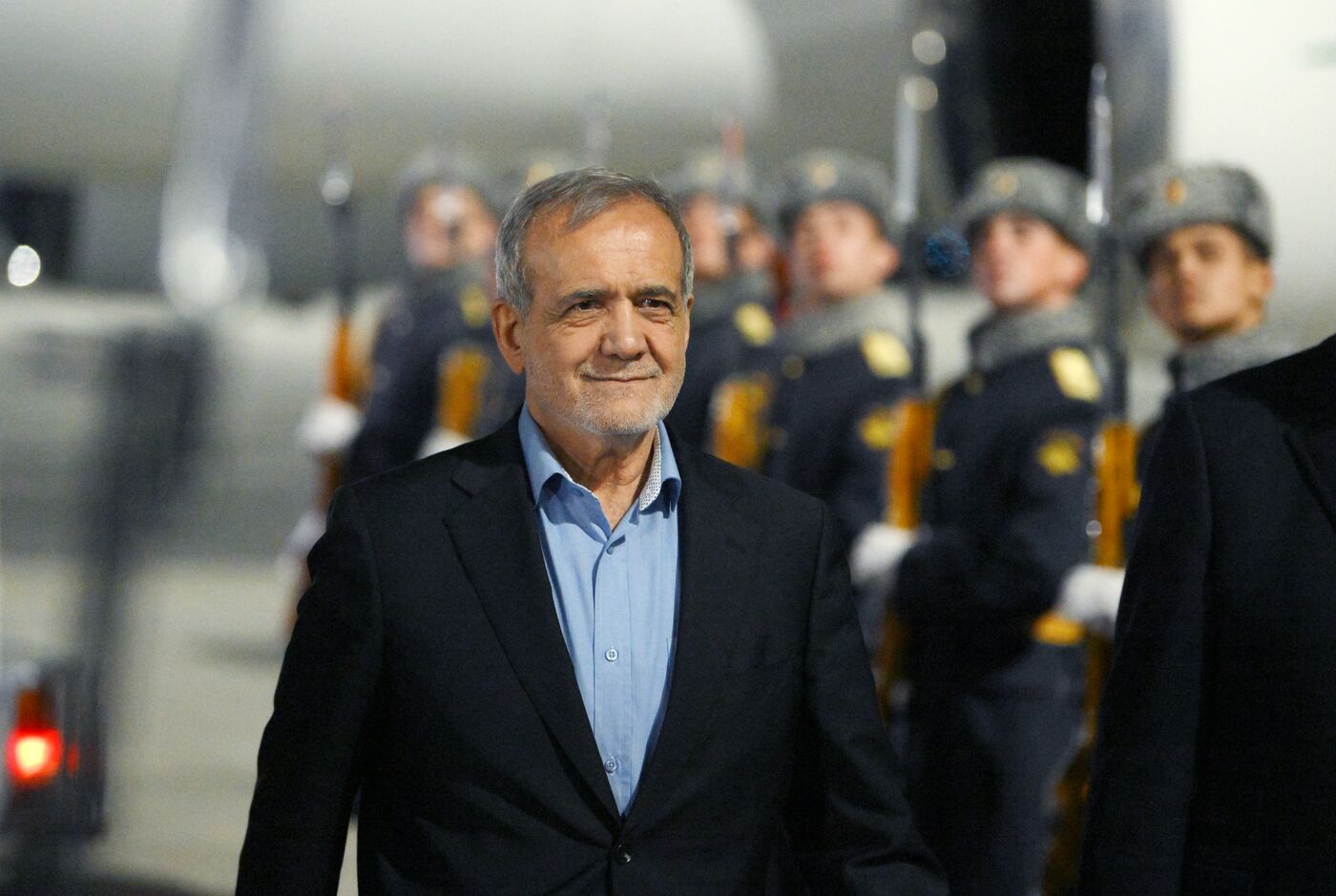 Xvi саммит БРИКС Прилет президента Ирана Масуда Пезешкиана Фотобанк